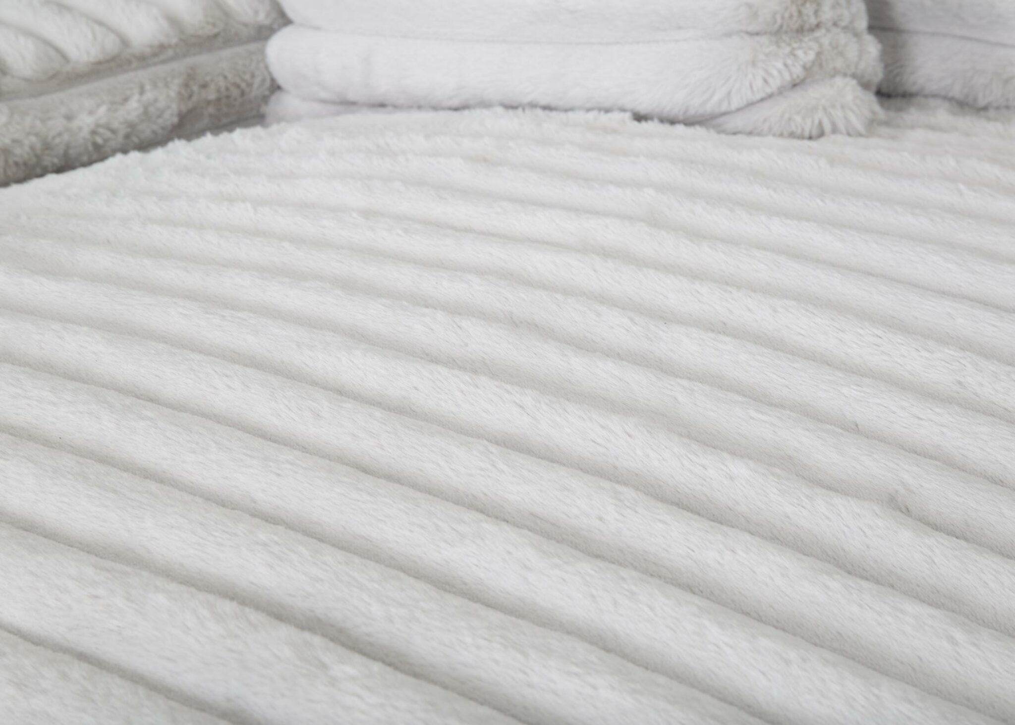 Fluff Monster Chair: A Gift From An Angel - Fluff Daddy Chair